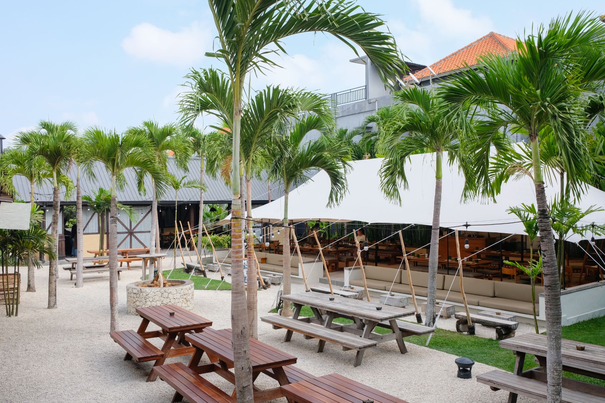Restaurant – SMOKE – GRILL MASTER & BARBEQUE BALI