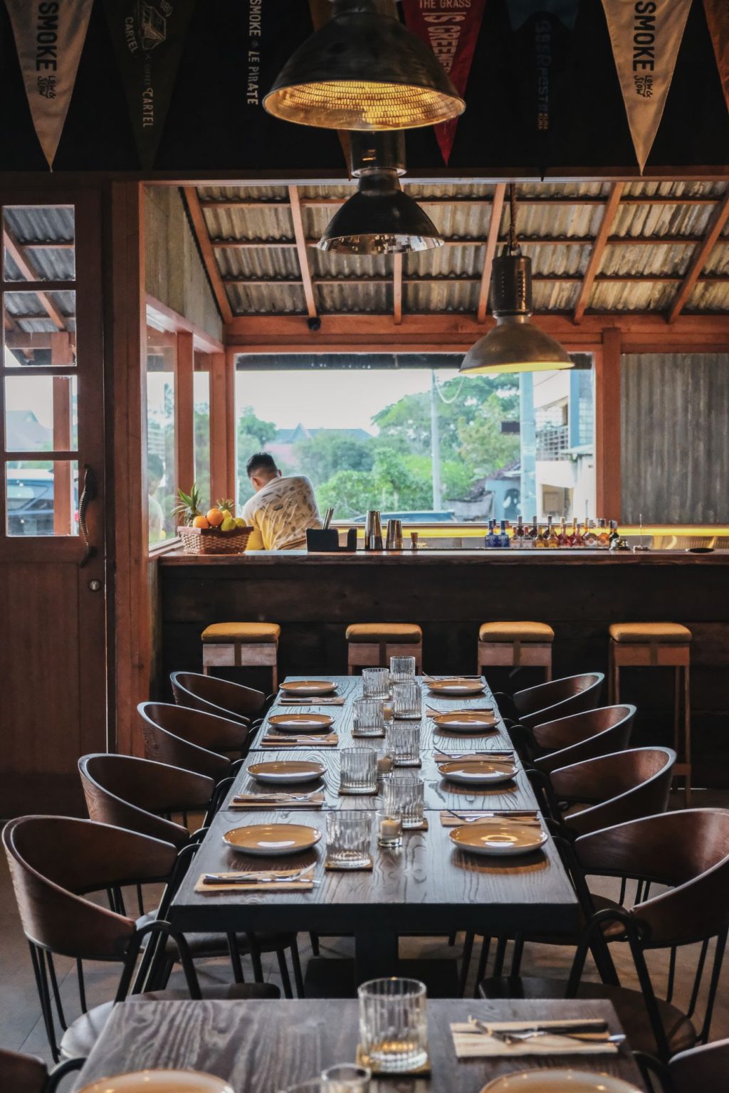 Restaurant – SMOKE – GRILL MASTER & BARBEQUE BALI
